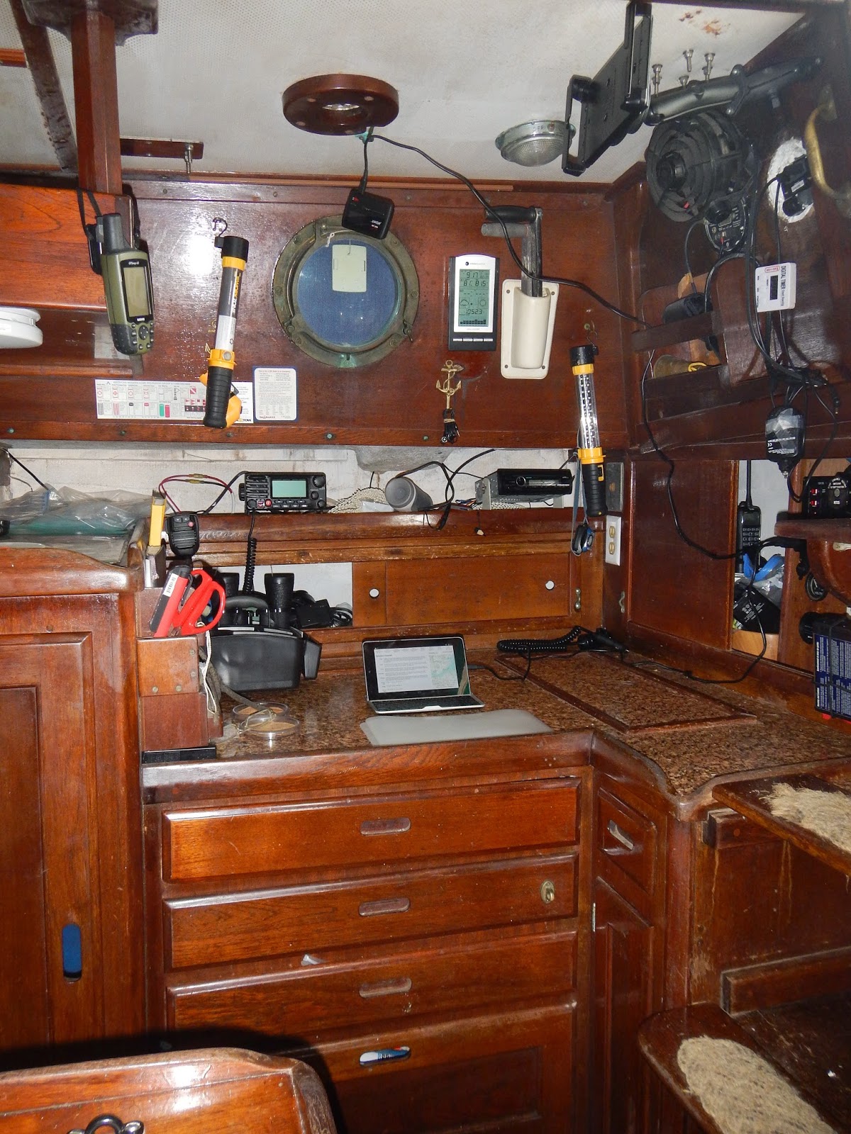 Onapua........the sailing vessel: The Inside of my Boat