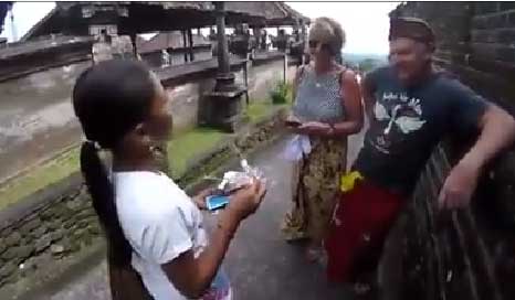 Riska gadis asal Bali hafal 22 bahasa Internasional diusia dini