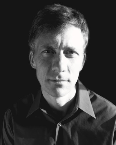 BooksChatter: ☀☄ A Beginner's Guide to Invading Earth [1] - Gerhard Gehrke