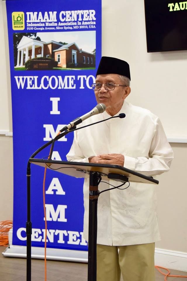 Taufiq Ismail Buka Perpustakaan Komunitas Muslim Indonesia di Amerika ...