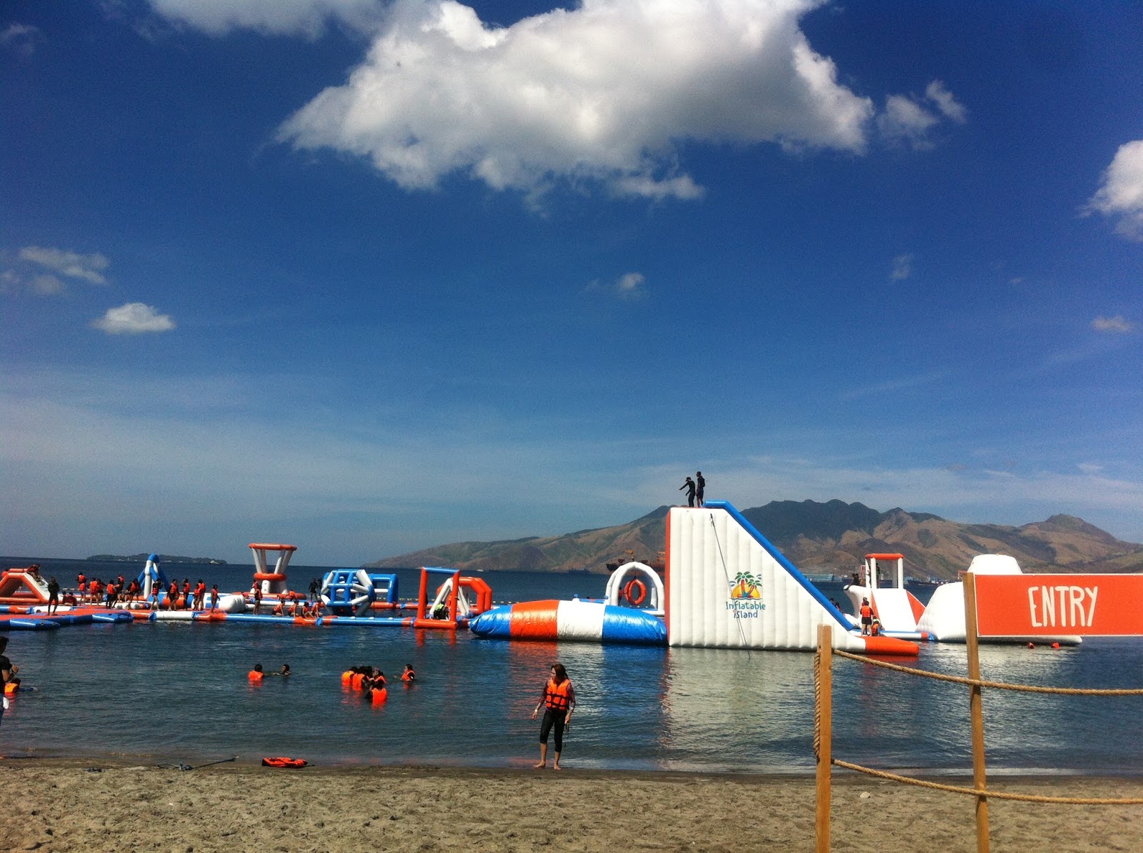 INFLATABLE ISLAND | Olongapo City, Zambales