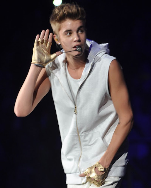 Encyclopedia of Trivia: Justin Bieber