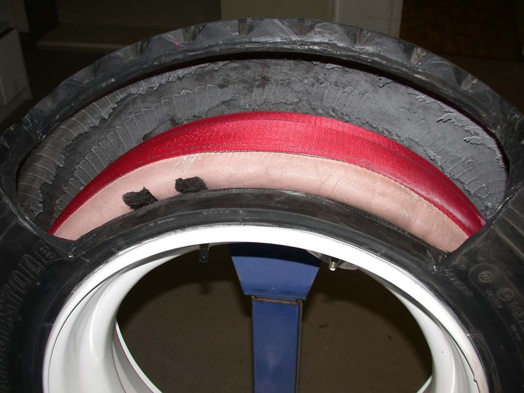 On what principle does the tubeless tyre work? - My Q/A Corner