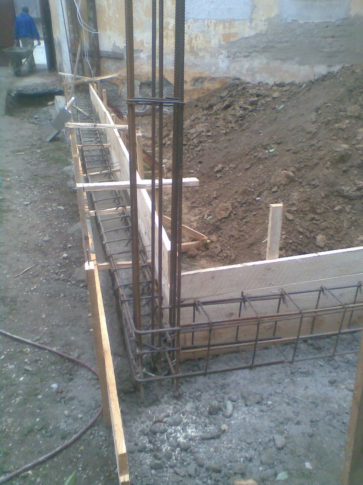 Arhiconstruct: Constructii fundatii case. Subzidire si fundatie casa Lugoj