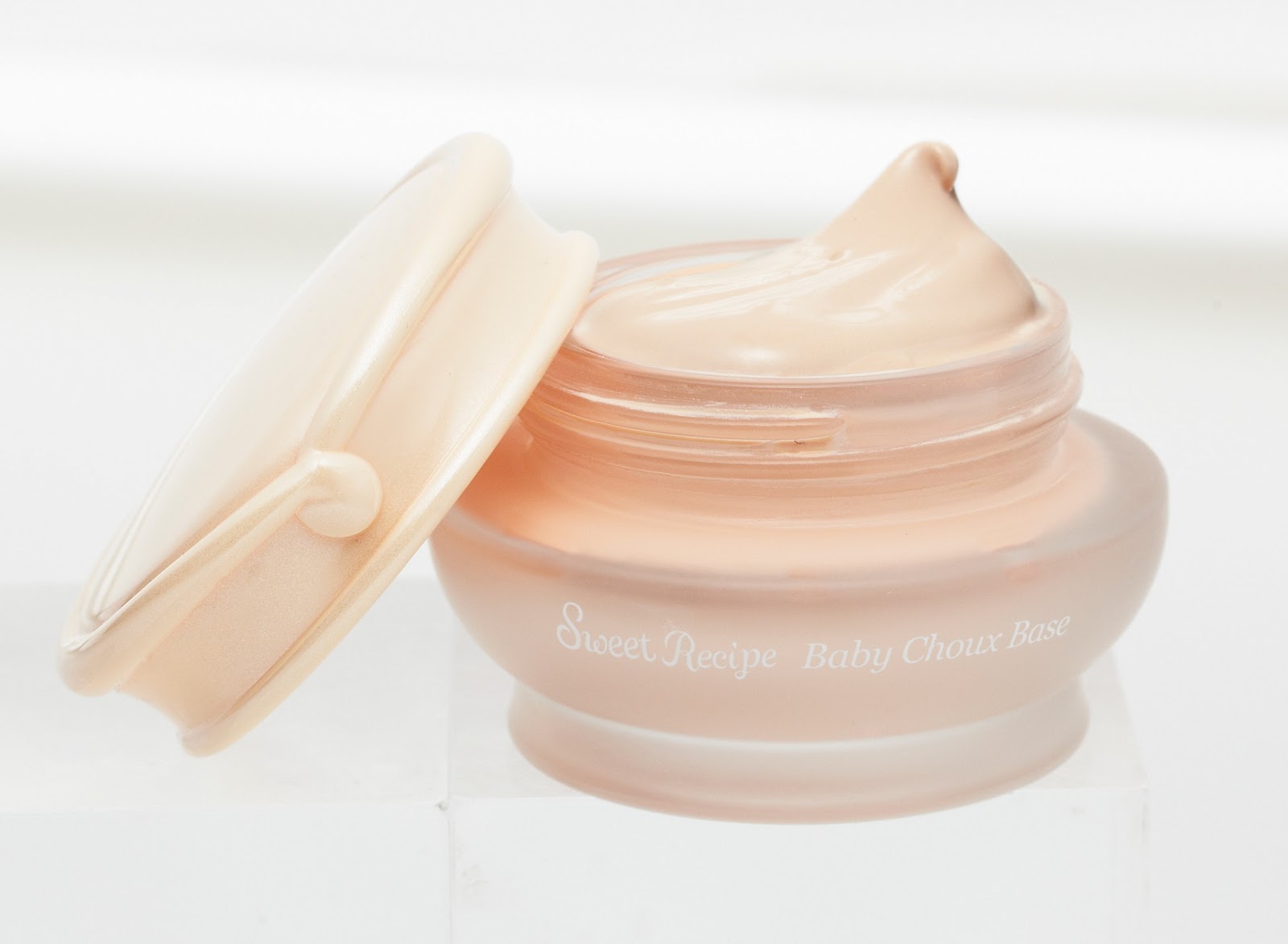 Peachy Pink Sisters: Review : Etude House Sweet Recipe Baby Choux Base