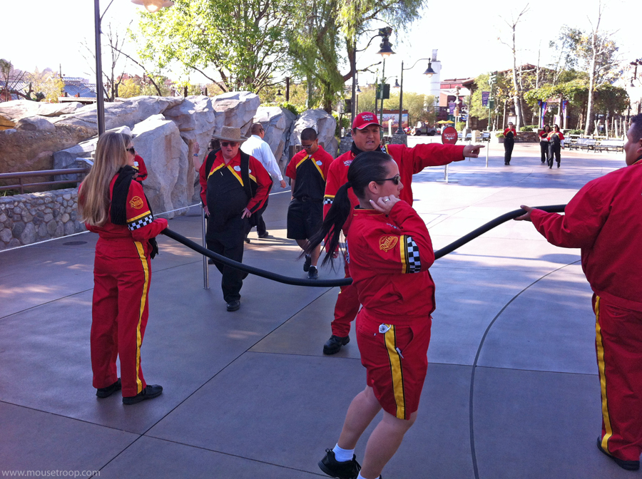 Mouse Troop: Tips For The Cars Land Rope Drop & Mini-Parade