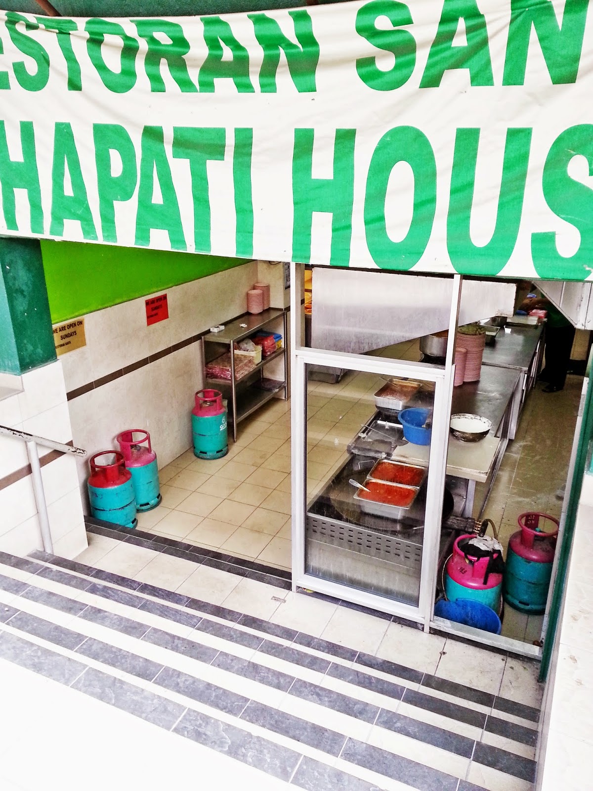 Venoth's Culinary Adventures: Restoran Santa Chapati House @ Jalan ...