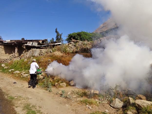 Fumigan Catahuasi y Cacra