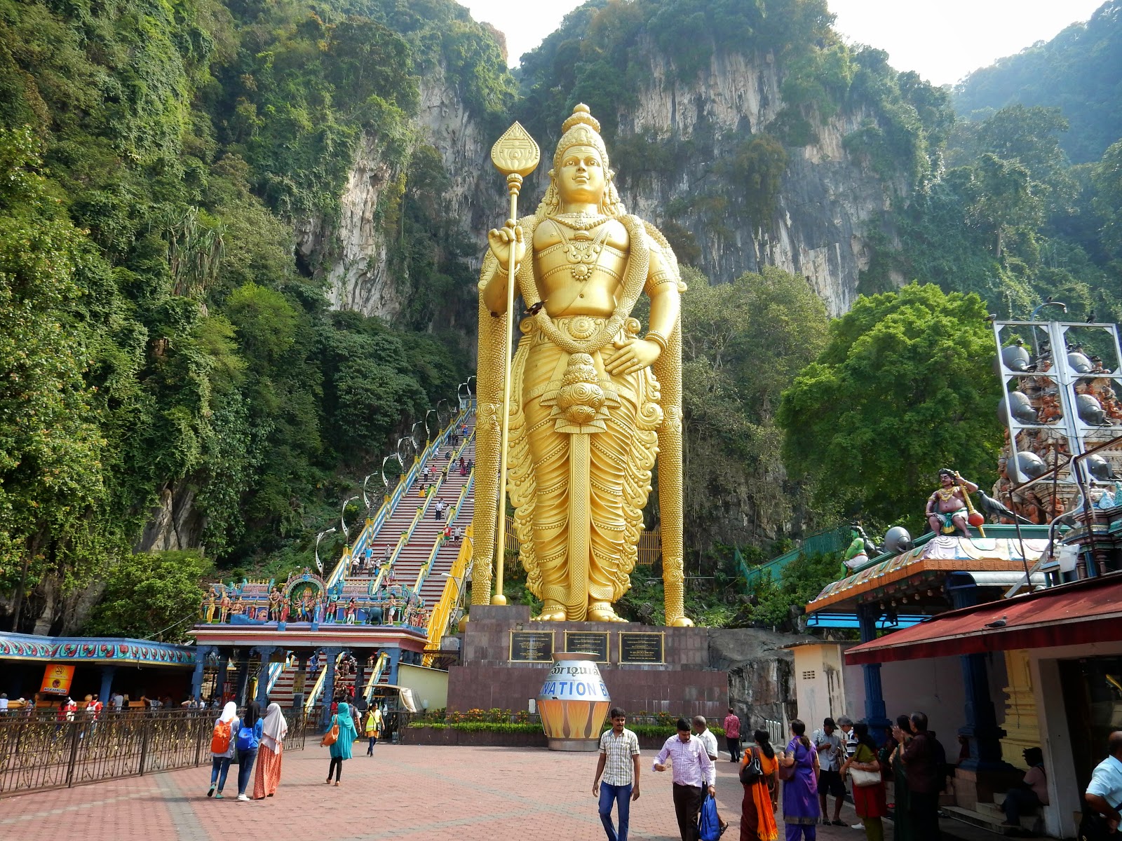 My Travel Blog: Kuala Lumpur, Malaysia: Ancient and Modern