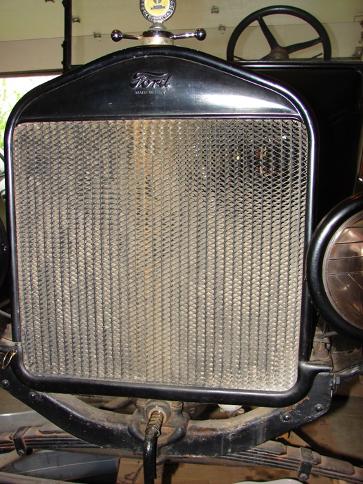 Ray's 1919 T: Honeycomb Radiator