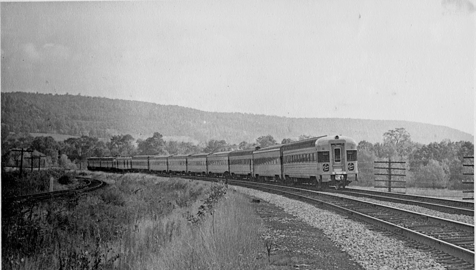 Vintage Railroad Pictures: DL&W train #6, "Phoebe Snow," east of Bath, 1952