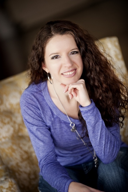 What's Beyond Forks?: Book Review: The Grave Winner by Lindsey R. Loucks