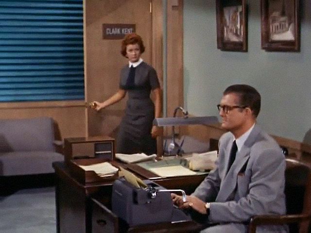 Super-Powers: Clark Kent's Office Diorama | Weird Fantastic Toy Adventures