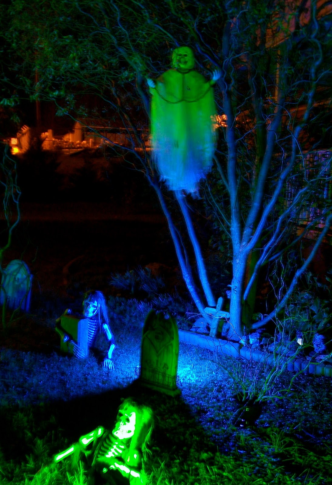 Something wicKED this way comes....: Terror-ific Tuesday in the land of ...