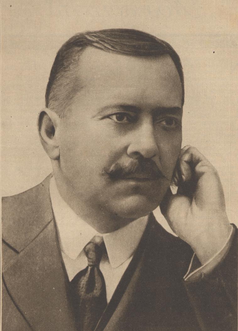 LÊ QUÝ ĐÔN KHUNG TRỜI KỶ NIỆM