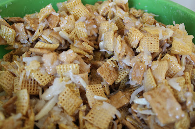 Golden Grahams Party Mix - Yummy Healthy Easy