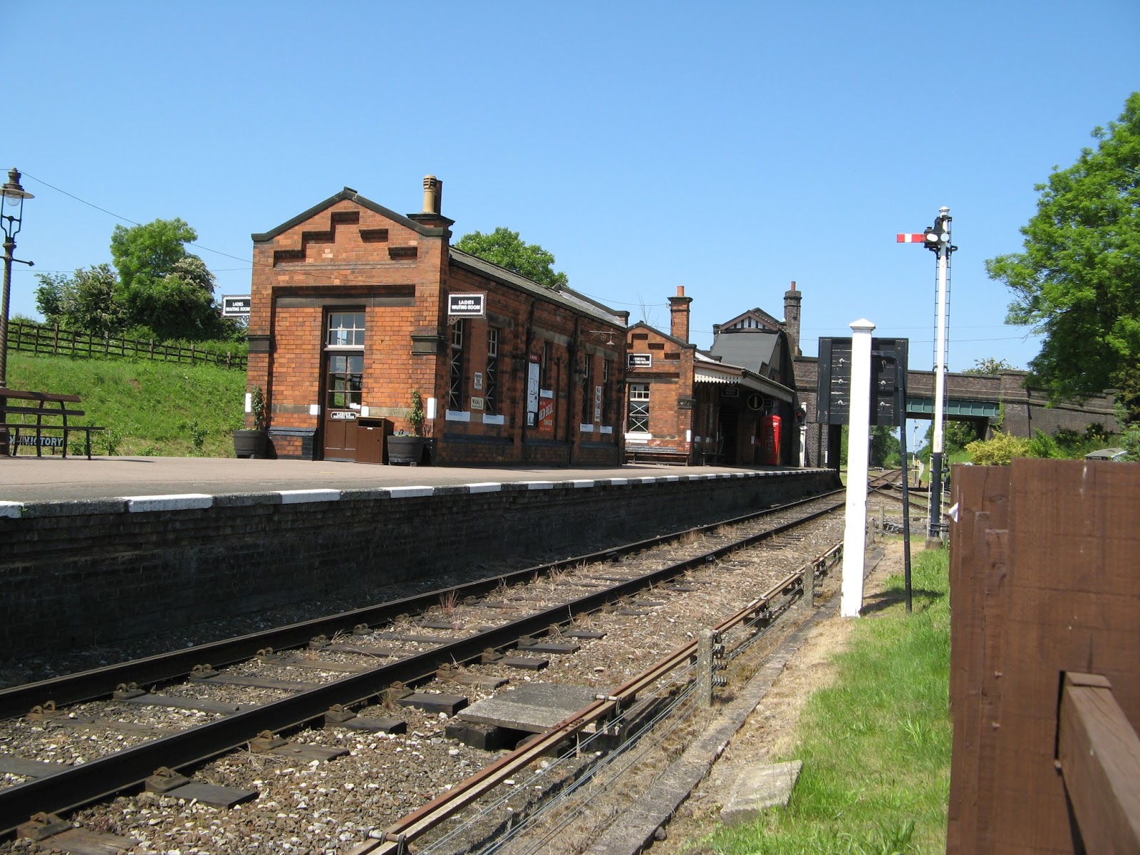 Steam Memories: Quorn and Woodhouse station Great Central Railway