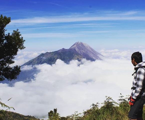 Foto Puncak Gunung Gede Pangrango