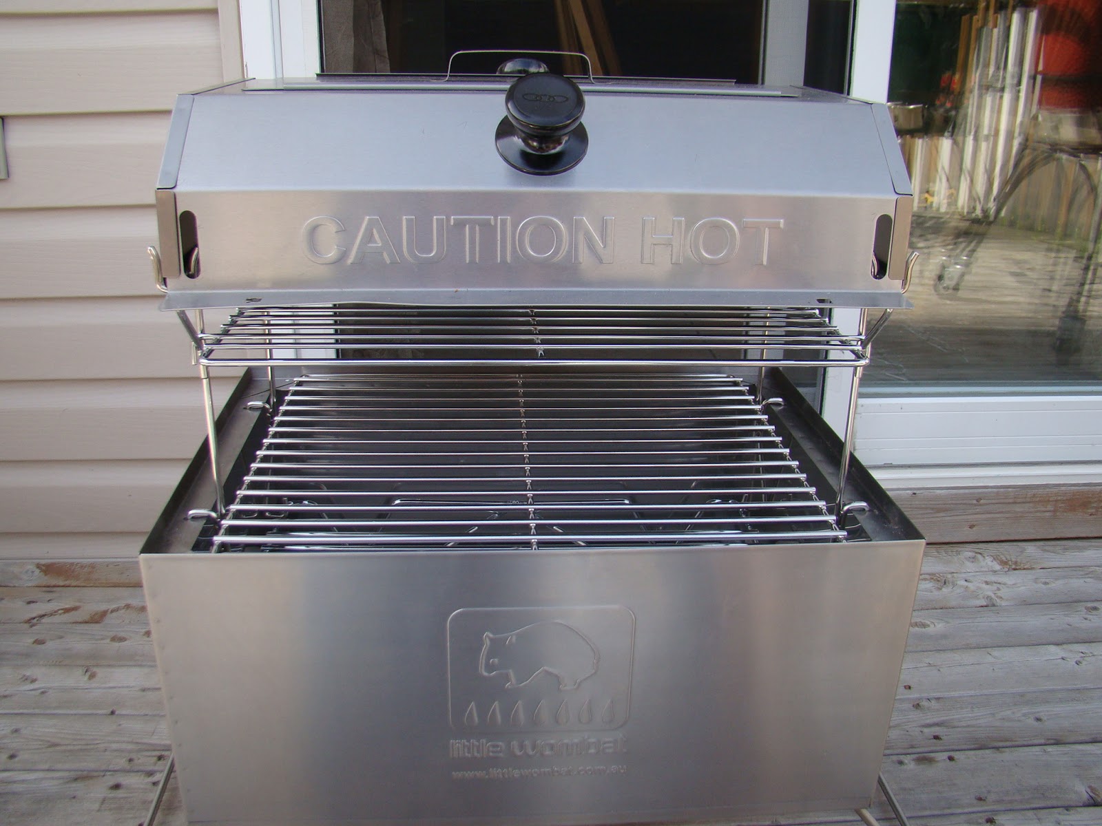 HRM CREATIVE BBQ: The Little Wombat grill review