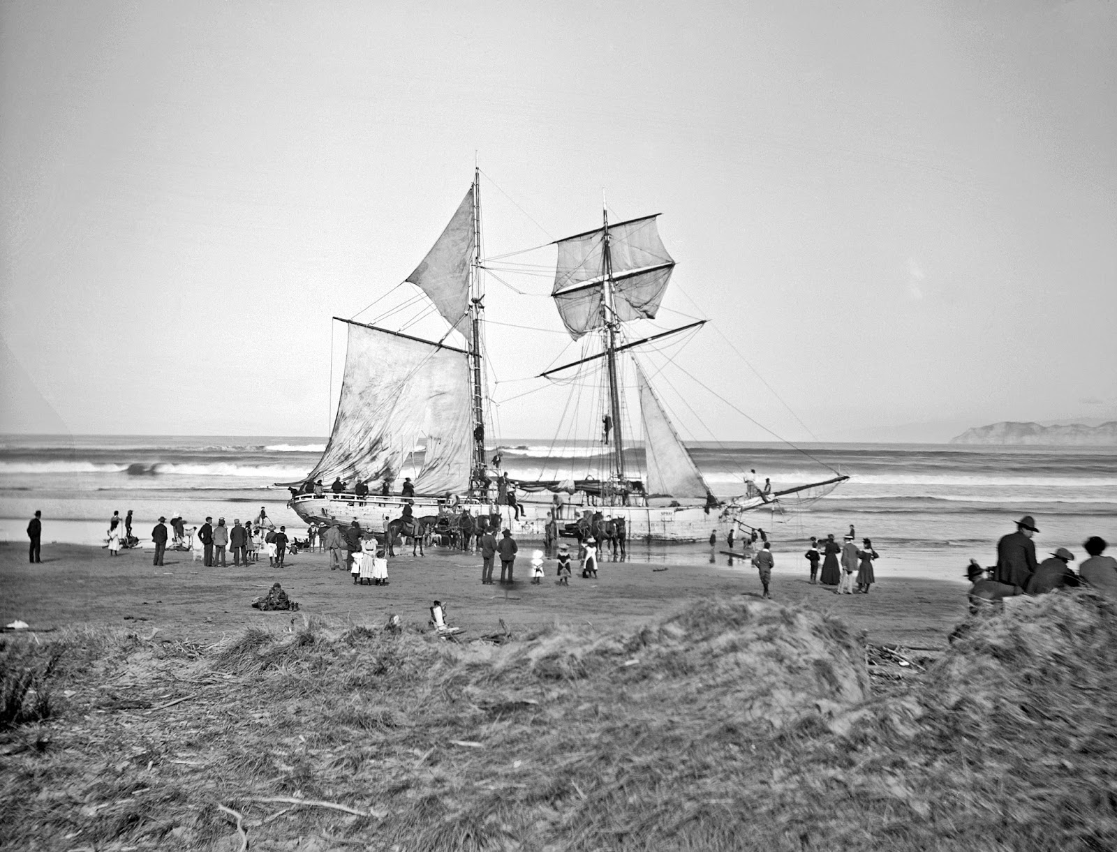 History in Photos: Daniel Manders Beere