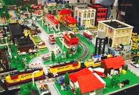 Kereta Api Indonesia: Kereta Api Mainan Dari Lego