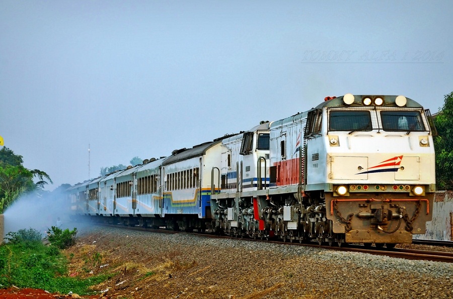 Jadwal kereta Api Gambir Bandung Terbaru 2018 | Roman Kamelove
