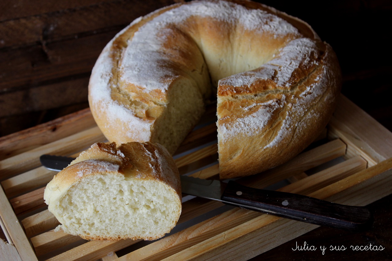 JULIA Y SUS RECETAS: Rosca de pan en pirex