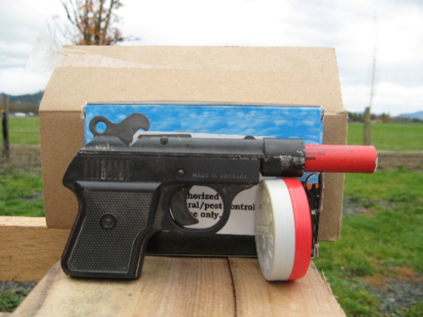 welcome to the world of weapons: Pistol 15mm