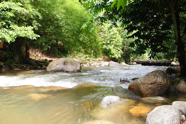 Kalumpang Resort & Training Centre: Keindahan Sungai