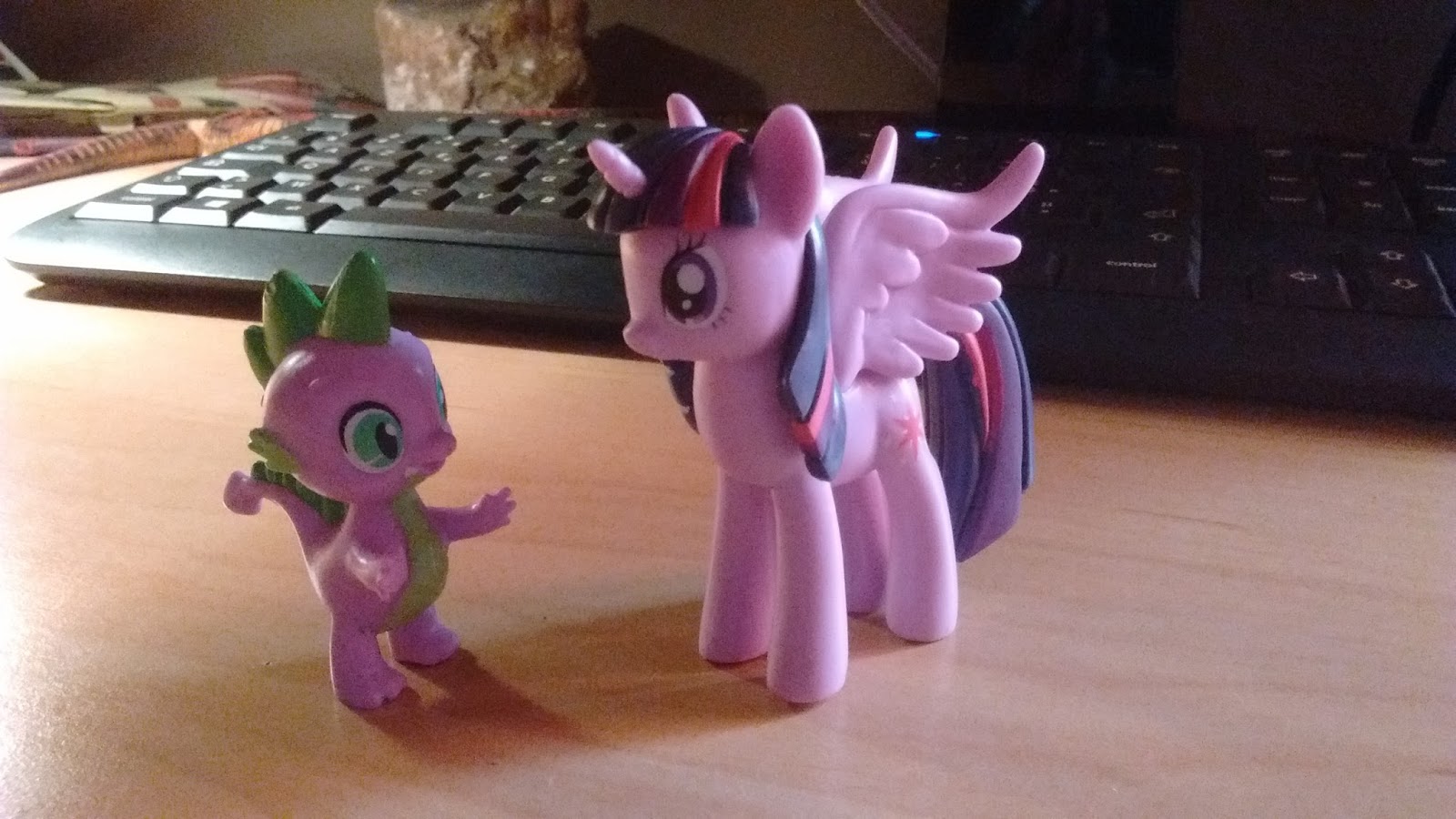 Equestria Daily - MLP Stuff!: European Magazine Spike Edition Comic ...