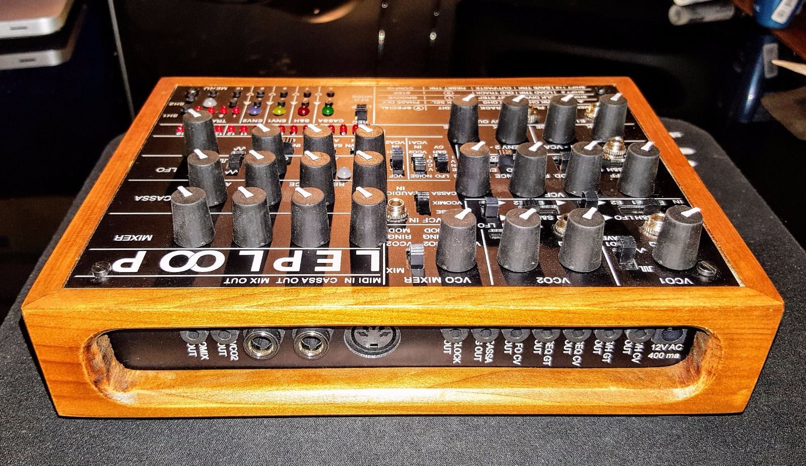 MATRIXSYNTH: LEPLOOP V2 Synthesizer, Sequencer, Drum Machine