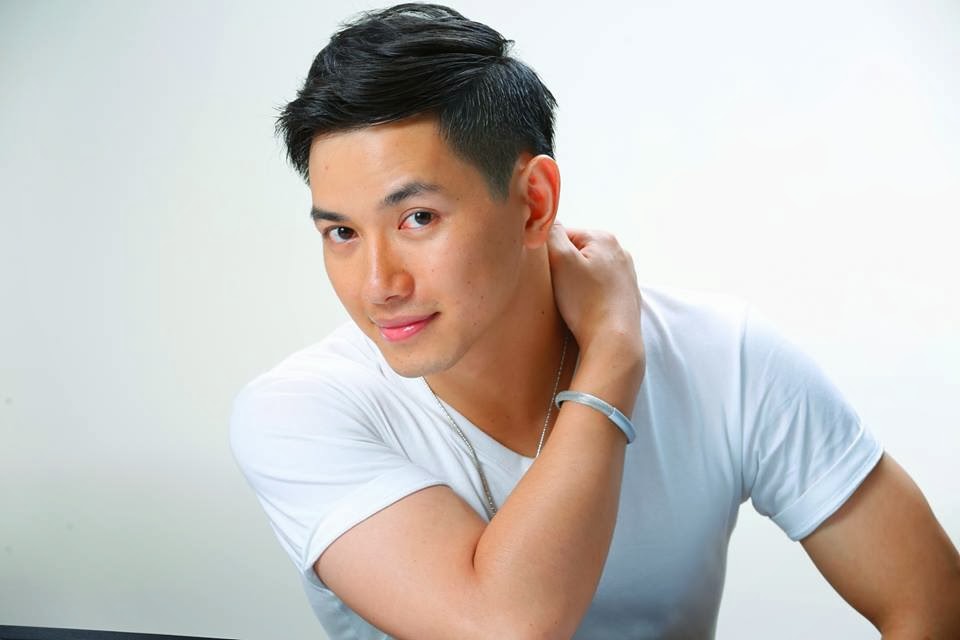 M y a n m a r H u n k s: Sai Si Tom Kham