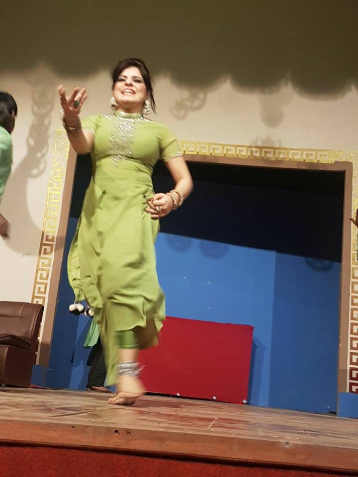 Pashto Sandare: Pashto & Punjabi Stage Actress Shanza Khan New ...