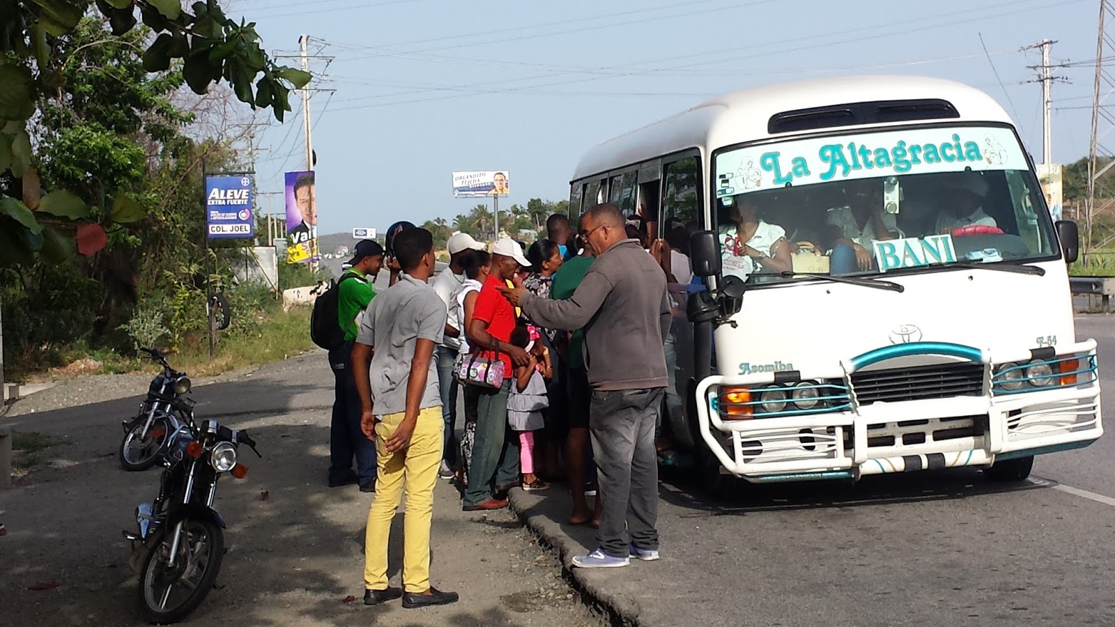 Pizarretero.net: El pésimo servicio de Asomiba para los cruces