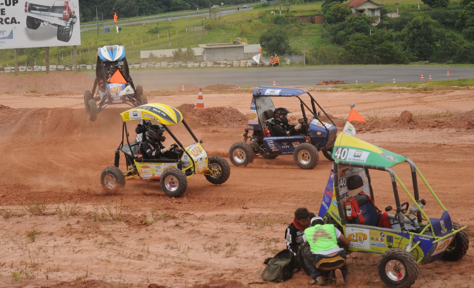 JORNAL DO AUTÓDROMO: Estudantes de engenharia já preparam os carros ...