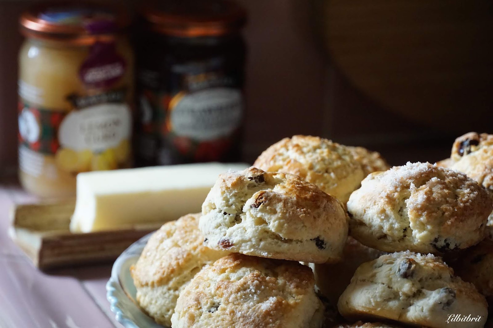 A Little Bit of British from Across The Pond: Scones with American ...