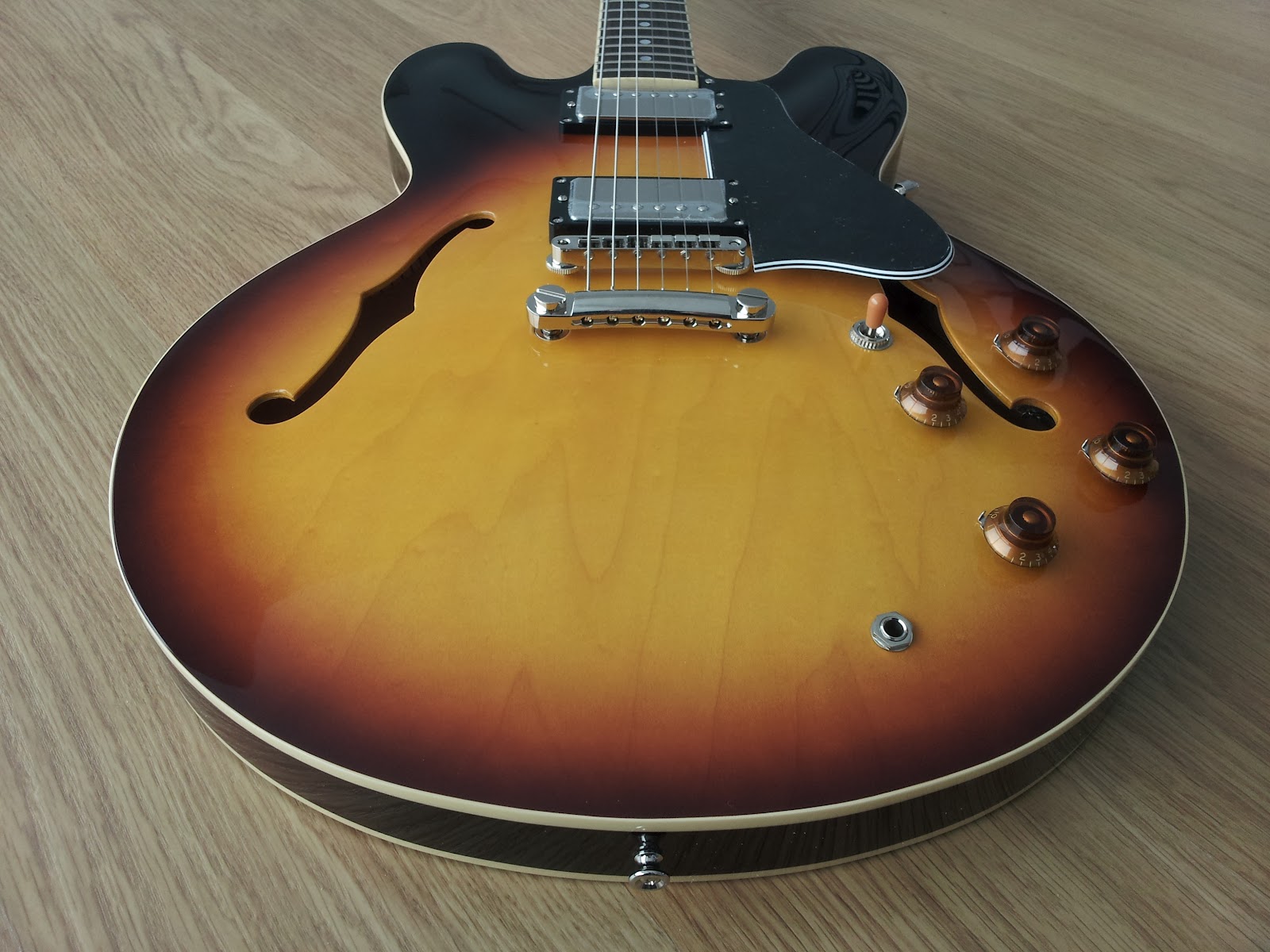 .: TOKAI MODELO ES 135