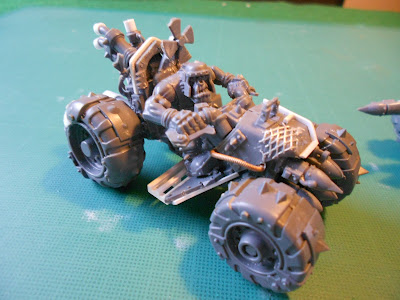 Unite All Action: How To Make Ork Rokkit Buggies From Deffkoptas ...