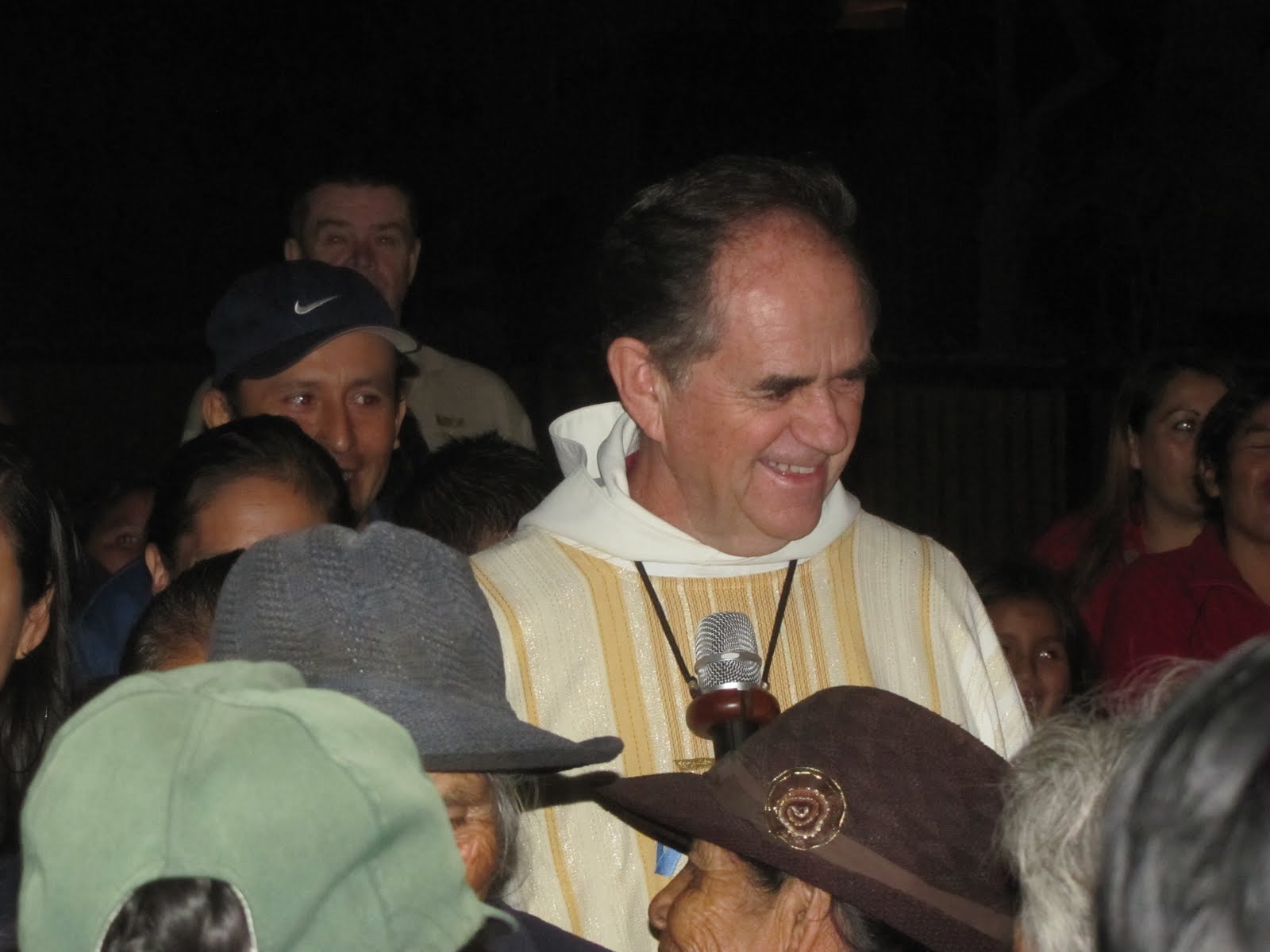 Lalley Walkabout 2011: Father Jack Davis, an ordinary man doing ...