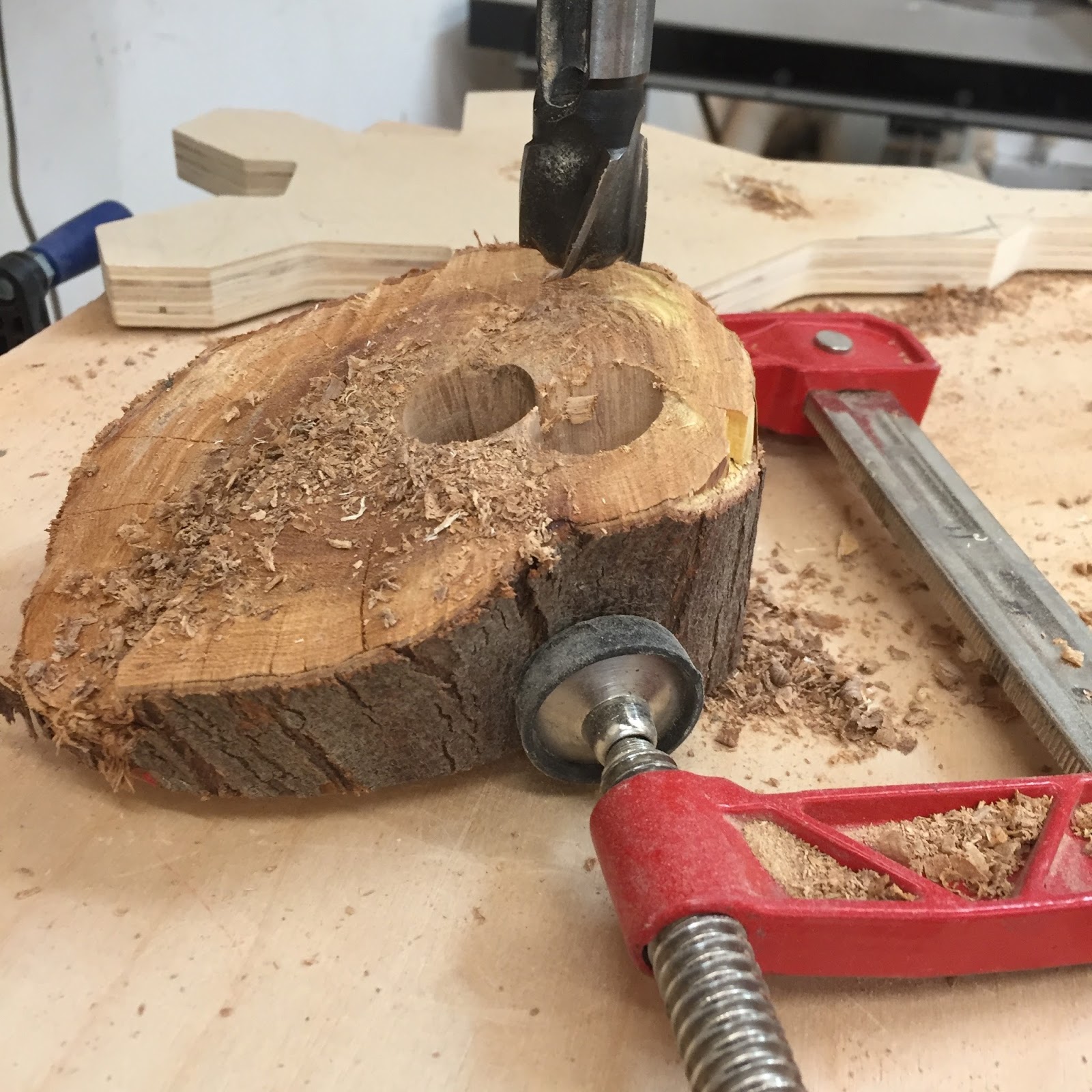 Let's Talk Wood: A 15-Minute Hammer Hanger