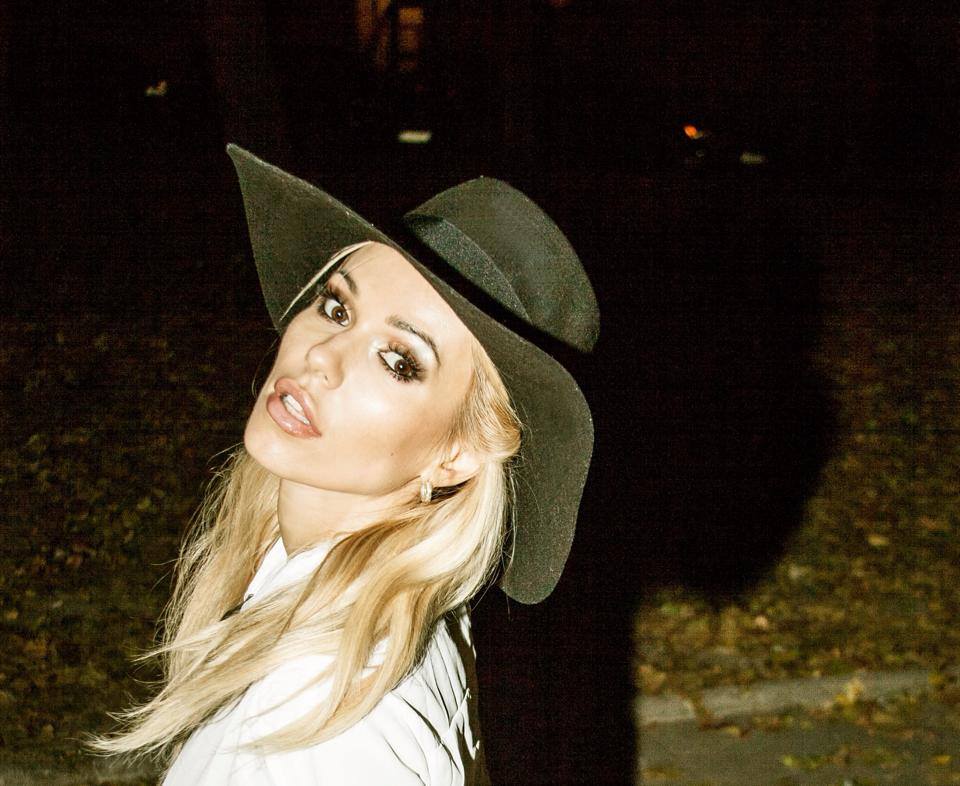 Dorota Doda Rabczewska Sexy Celeb Polish Girl Elektroda Virgin Hot Women