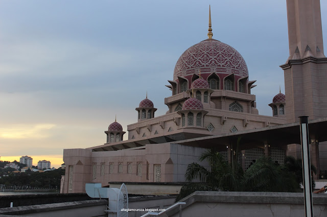 Why You Should Visit Putrajaya?
