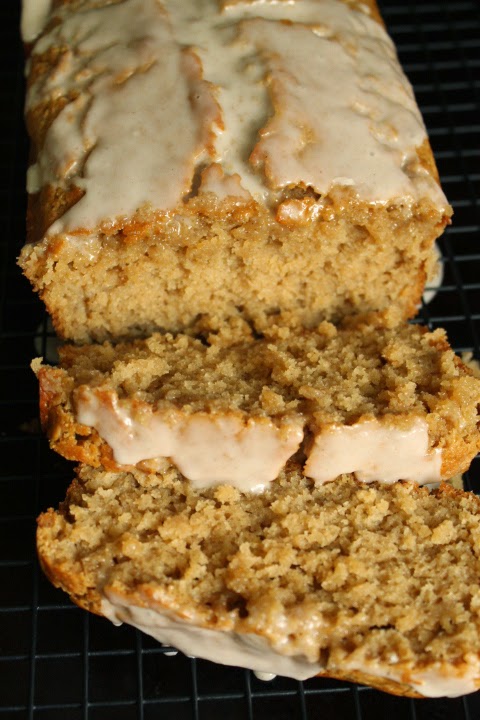 Life on Food: MAPLE CINNAMON QUICK BREAD {SRC}