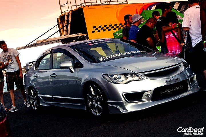 Car And Motorcycle Style: Silver Honda Civic Reborn Modified