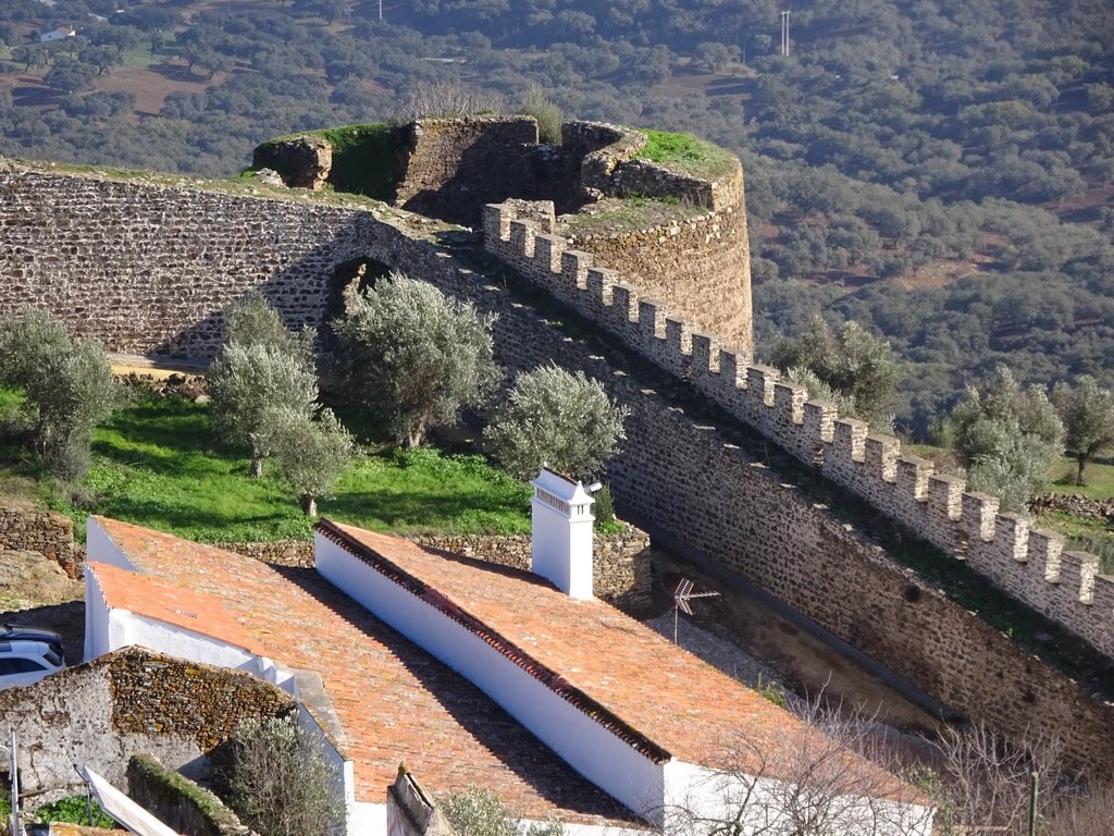 Castelo de Évora Monte VIAJAR é alargar os nossos horizontes - Vamos de ...