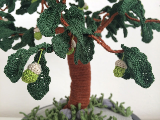 How to crochet an Oak Bonsai