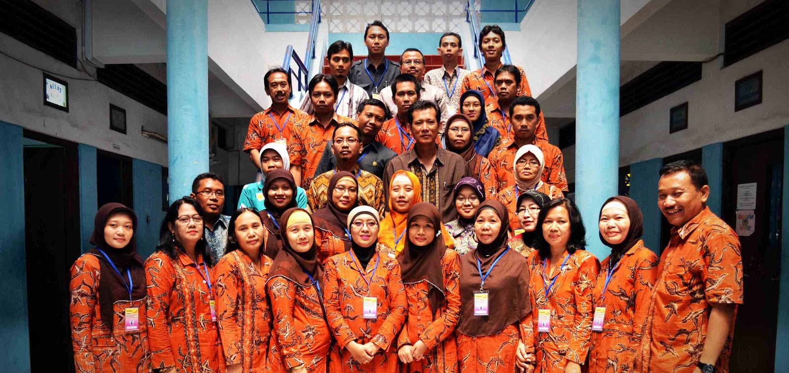 SMAS INTENSIF TARUNA PEMBANGUNAN SURABAYA: November 2012