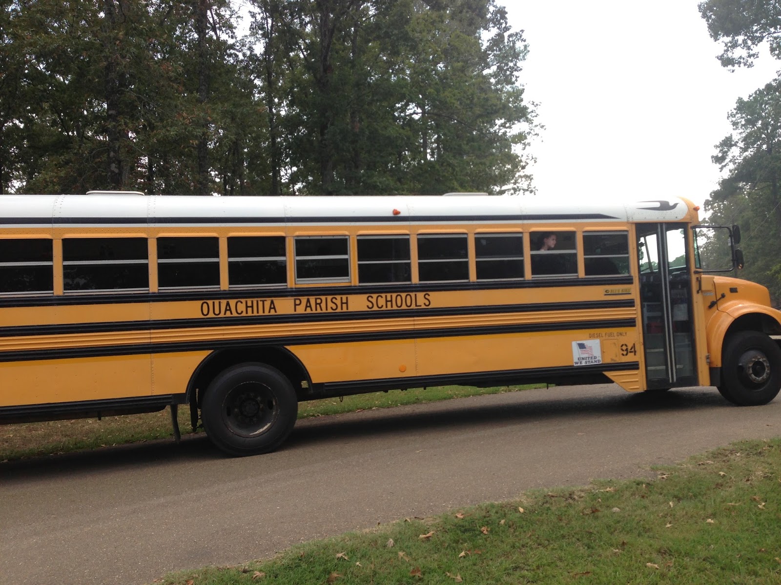 Mojoy: SCHOOOOOL BUSSSSS!!!