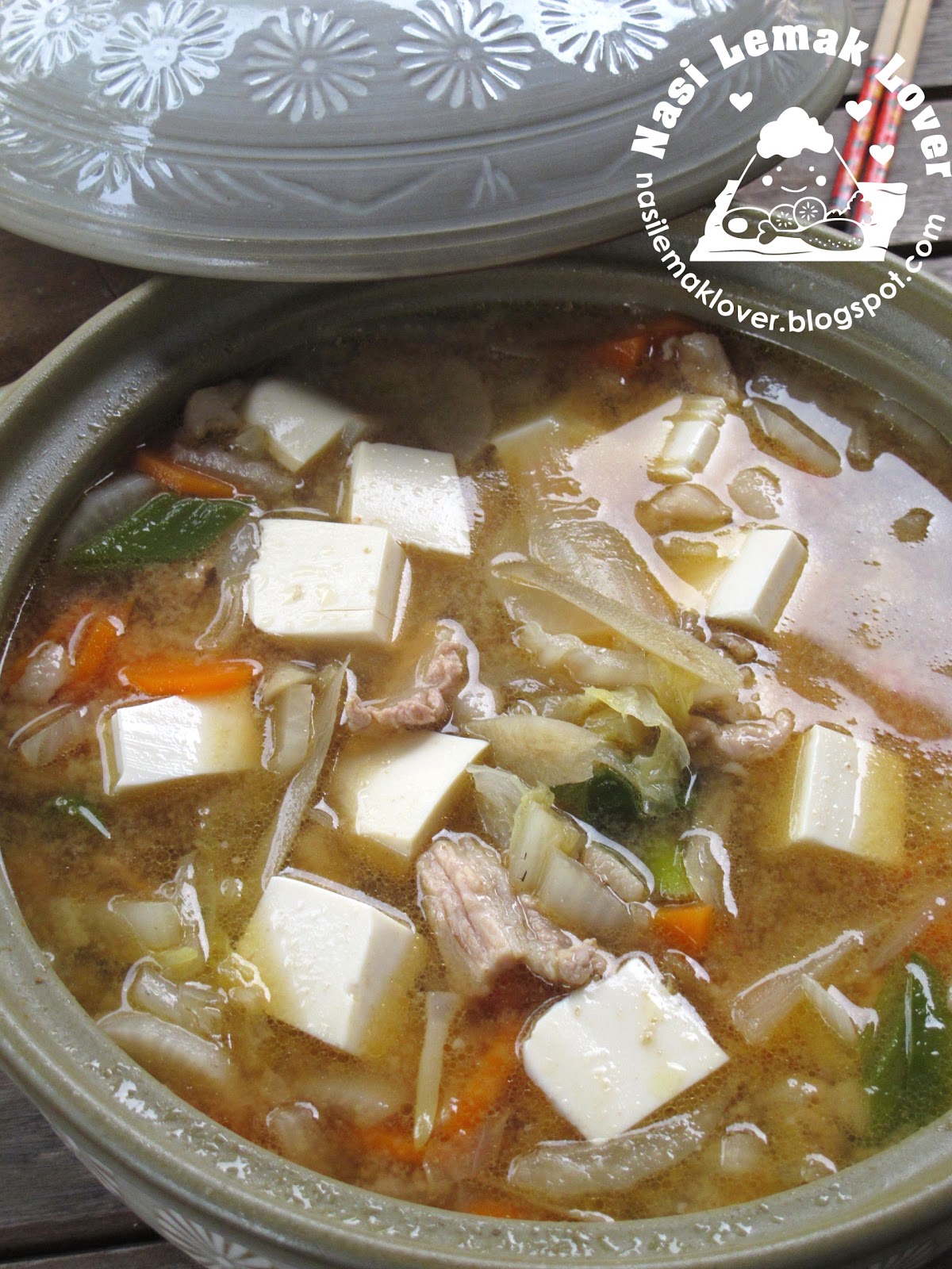 Nasi Lemak Lover: Tonjiru (Japanese Pork Miso Soup) 豬肉味噌湯～深夜食堂