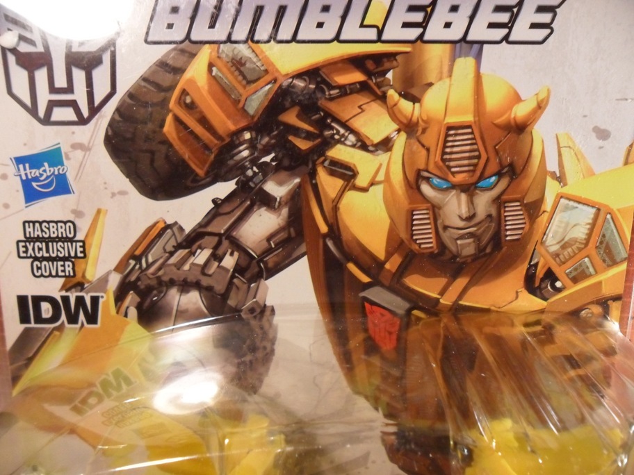 Black - Plastic - Life: Generations IDW Bumblebee - Pictorial Review